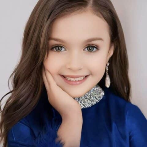 9th Annual Regency International Pageant Program Book